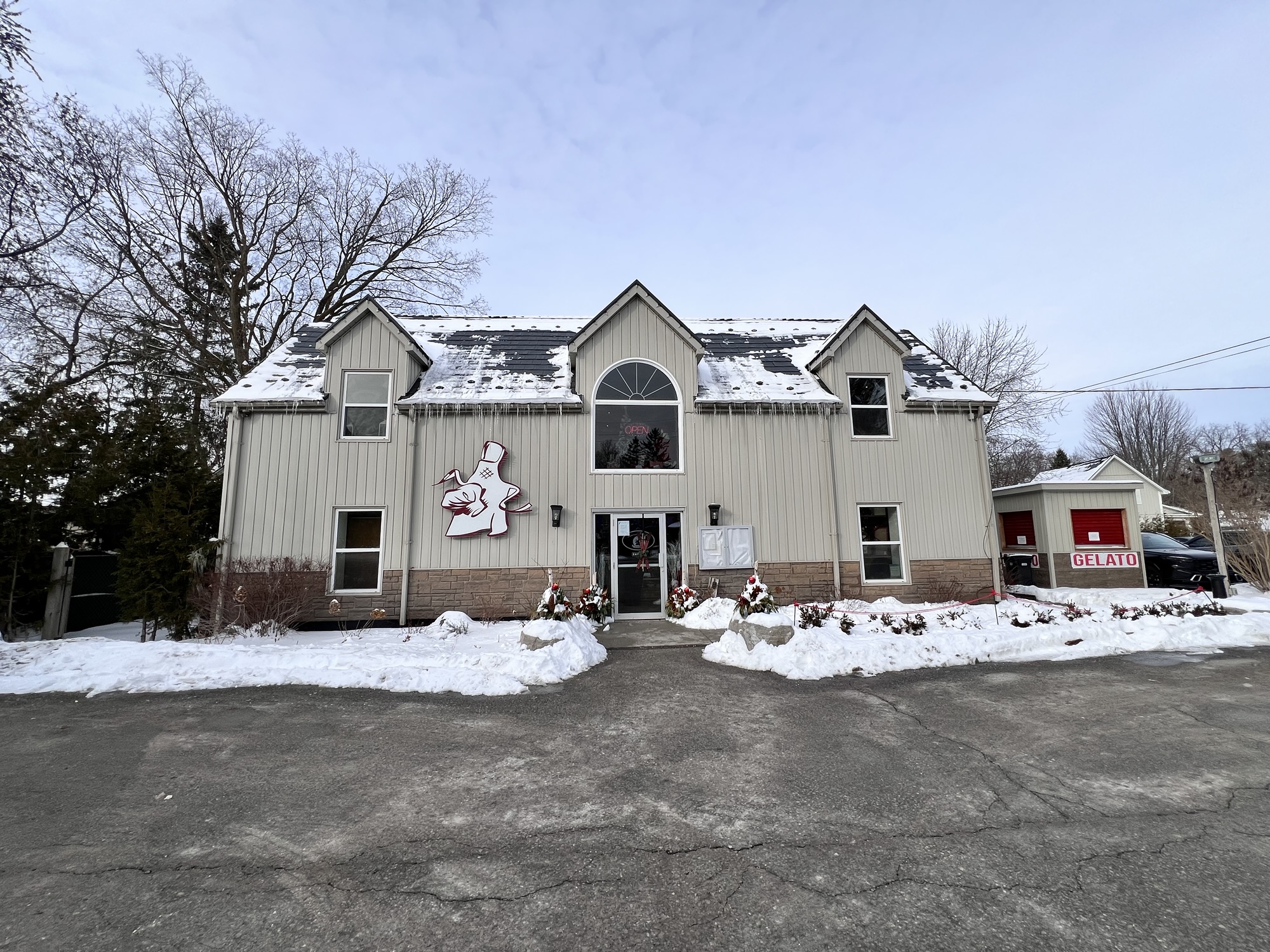 Visiting the Real Life Schitt’s Creek – My Life With T